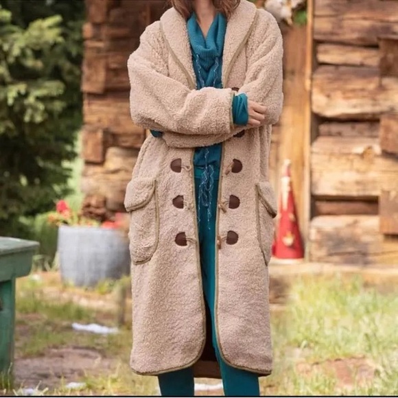 Sundance | Jackets & Coats | Sundance Tan Sherpa Long Warm Coat With ...